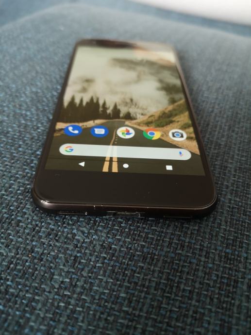 Google pixel 32 GB just black andorid 10 (Q)