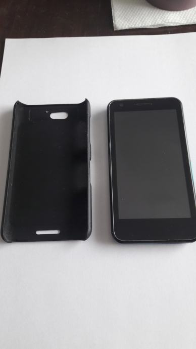 Haier W910, vodootporni mobitel