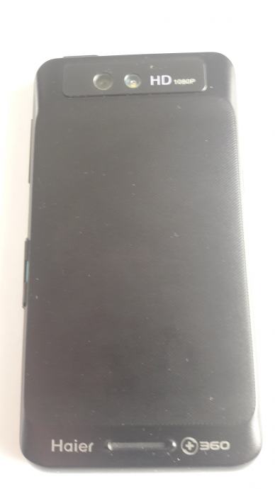 Haier W910, vodootporni mobitel