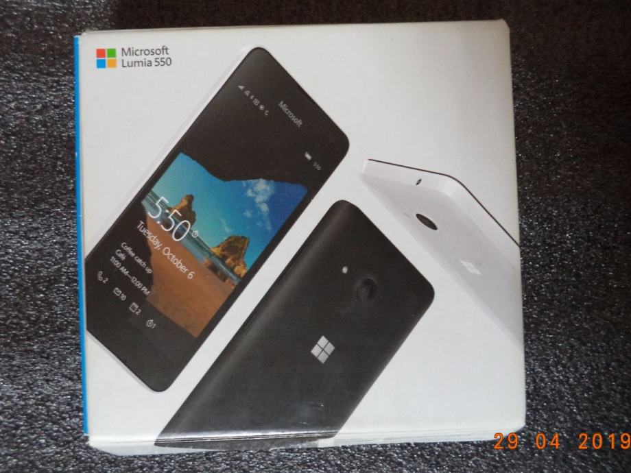 Microsoft Lumia 550 SS LTE 4,7 8GB, 5MP black mobitel