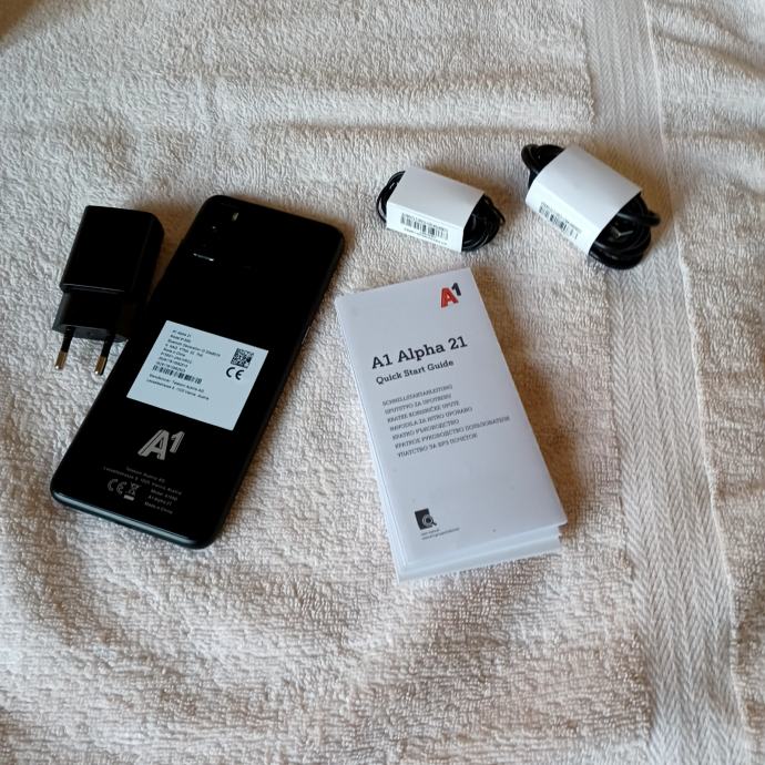 Mobitel A1 Alpha 21 crni