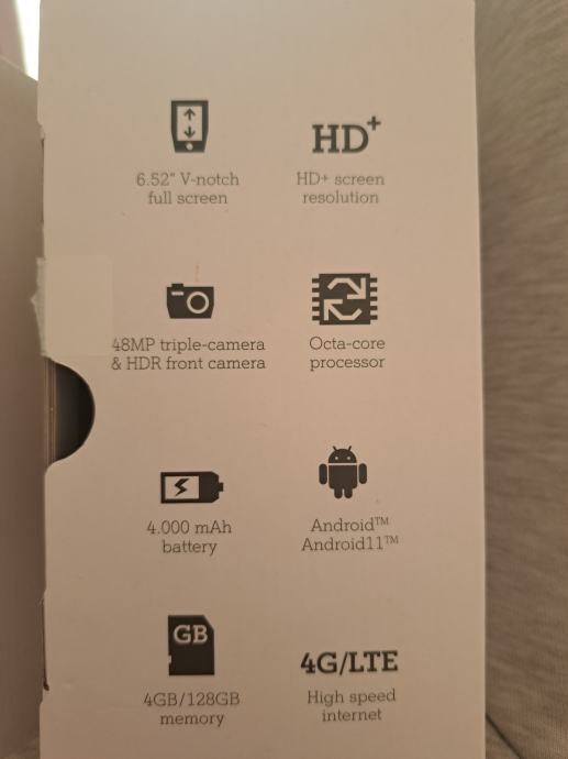 Prodajel mobitel A1 Alpha 21