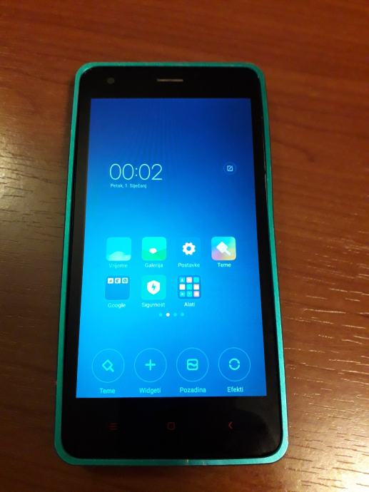 Xiaomi Redmi 2a (2 GB RAMa, 16 GB pohrane, Dual SIM)
