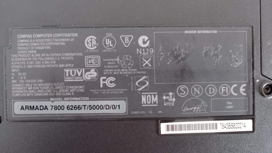 Compaq Armada 7800 - Pentium II, 54 MB RAM, 40 GB HDD