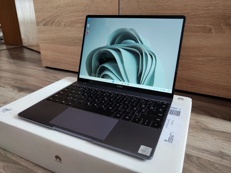 HUAWEI MateBook 13T / Core i7 10510U / GeForce MX250 / 16GB / 512GB