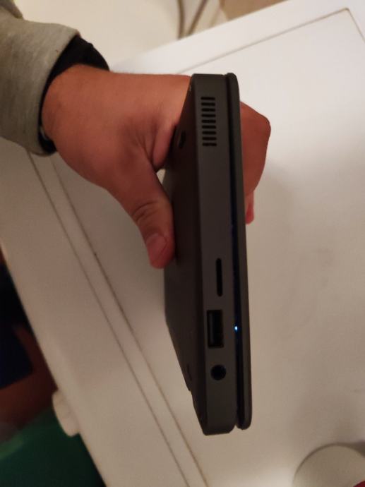 Laptop 8 Chuwi minibook