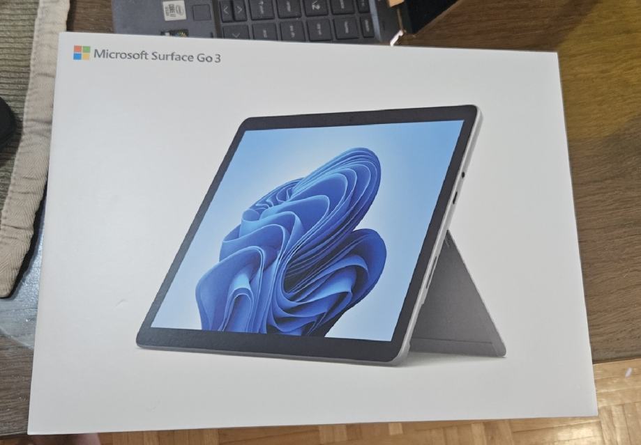 Laptop Microsoft Surface GO3