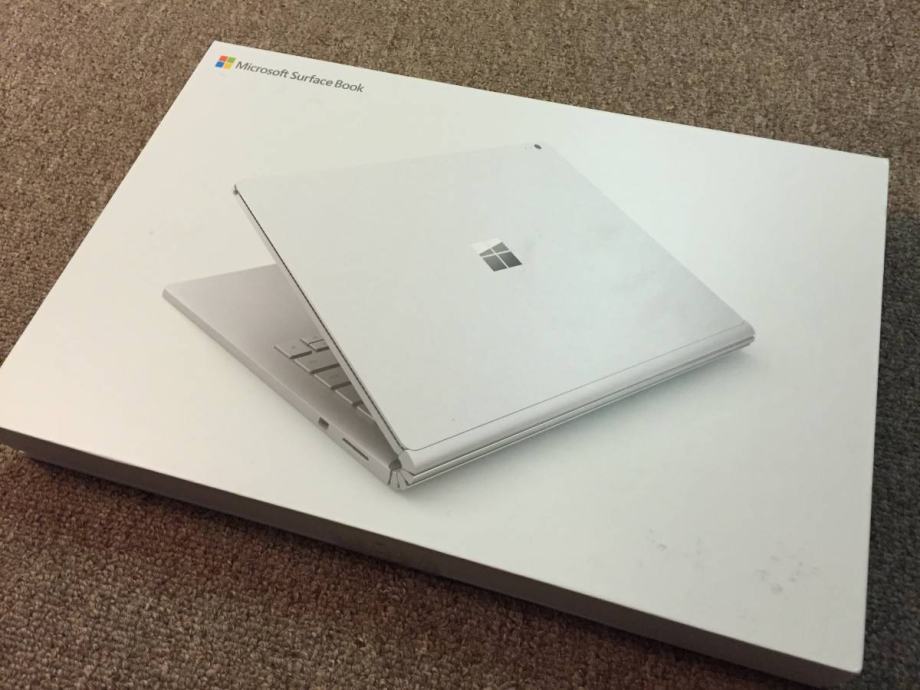 Microsoft Surface Book 13.5 I5/256GB/8GB RAM NEOTVOREN