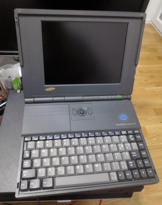 RETRO laptop Samsung Notemaster 486S/25N ( 486 ) notebook