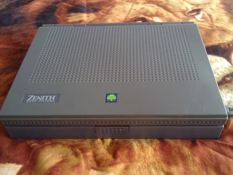Laptop ZENITH NTB007 (ISPRAVAN, KAO NOV) Retro Vintage Kolekcionarski