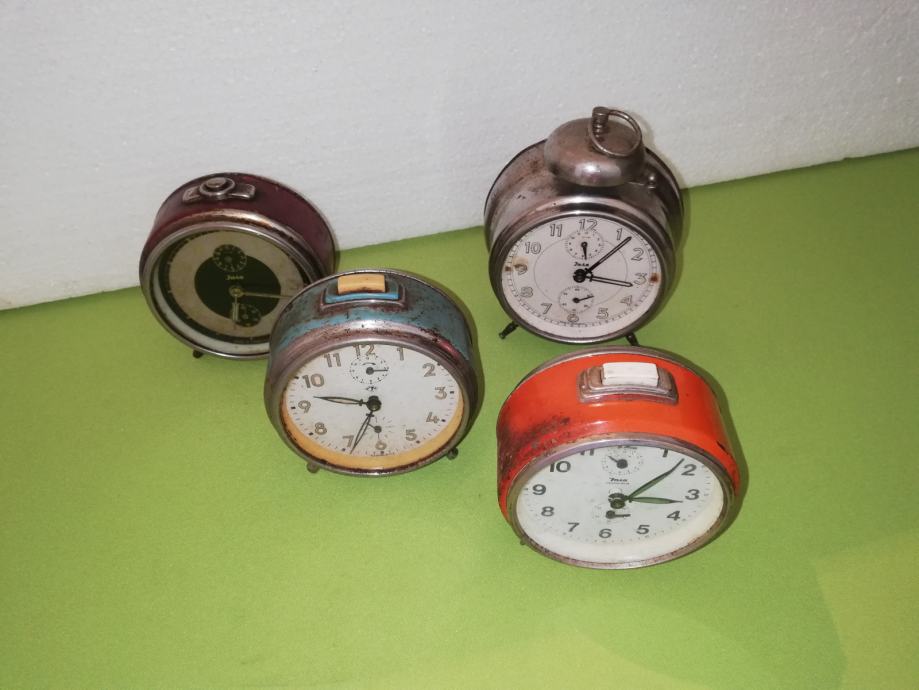 SAT BUDILICA INSA x4 (sve za 100kn)