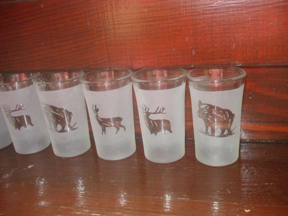 LOVAČKE ČAŠE ZA RAKIJU