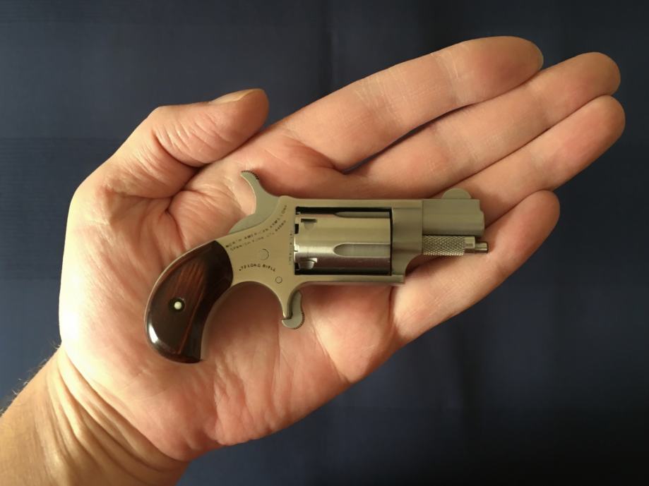 Mini revolver North American Arms NAA-22LR