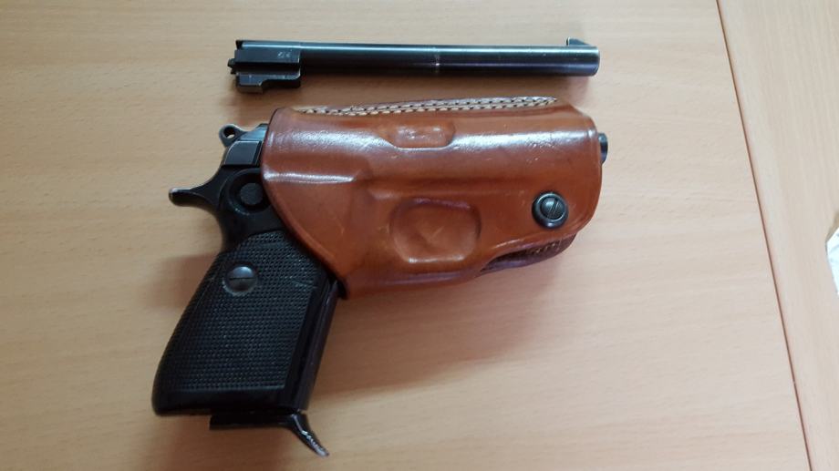 Pištolj Beretta M71 .22 LR