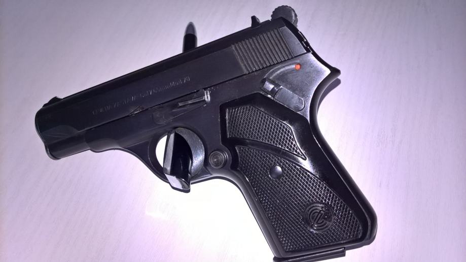 pištolj CZ(Crvena Zastava)M70 7.65