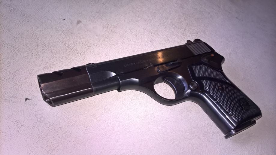 pištolj CZ(Crvena Zastava)M70 7.65