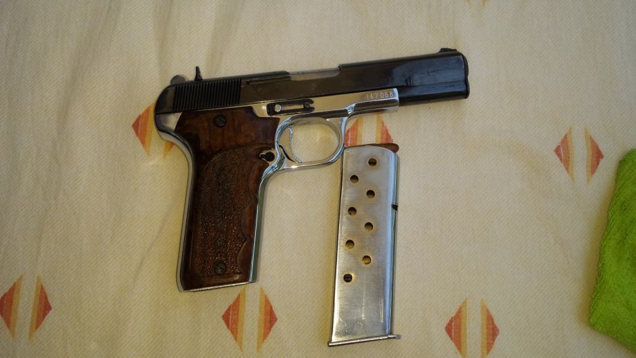 Pistolj TT CZ M57, kal. 7.62 unikat