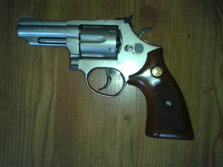 Revolver Taurus M65-357 Magnum