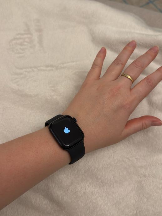 Apple Watch series 7, 41 mm + GPS