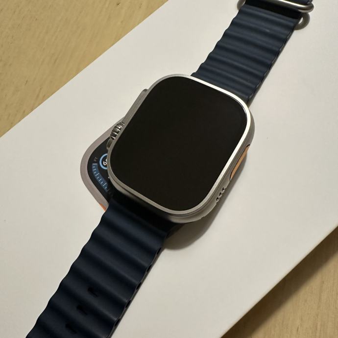 Apple Watch Ultra 2 Blue Ocean Loop M/L