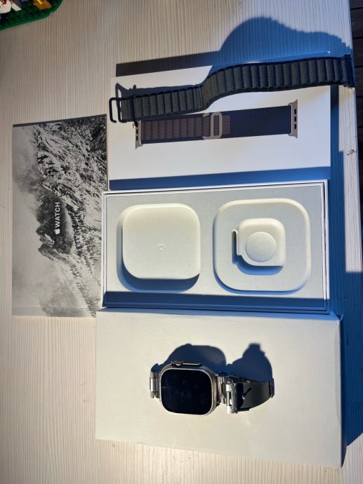 Apple watch Ultra 2 - Titanium