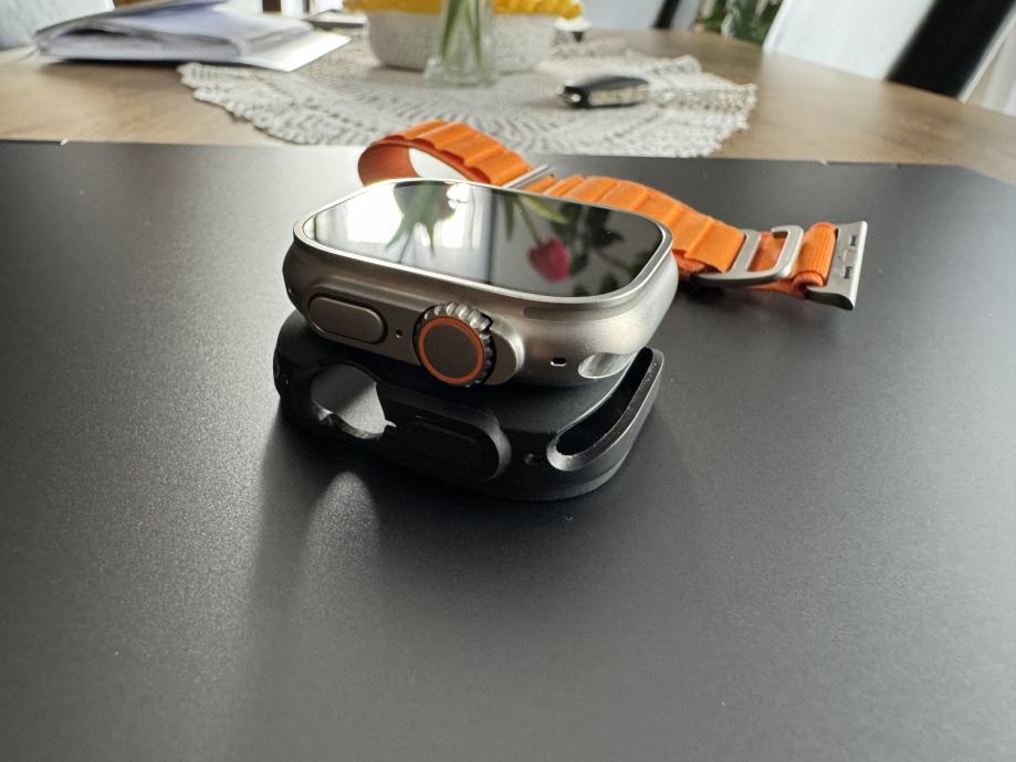Apple Watch Ultra, Orange Alpine Loop