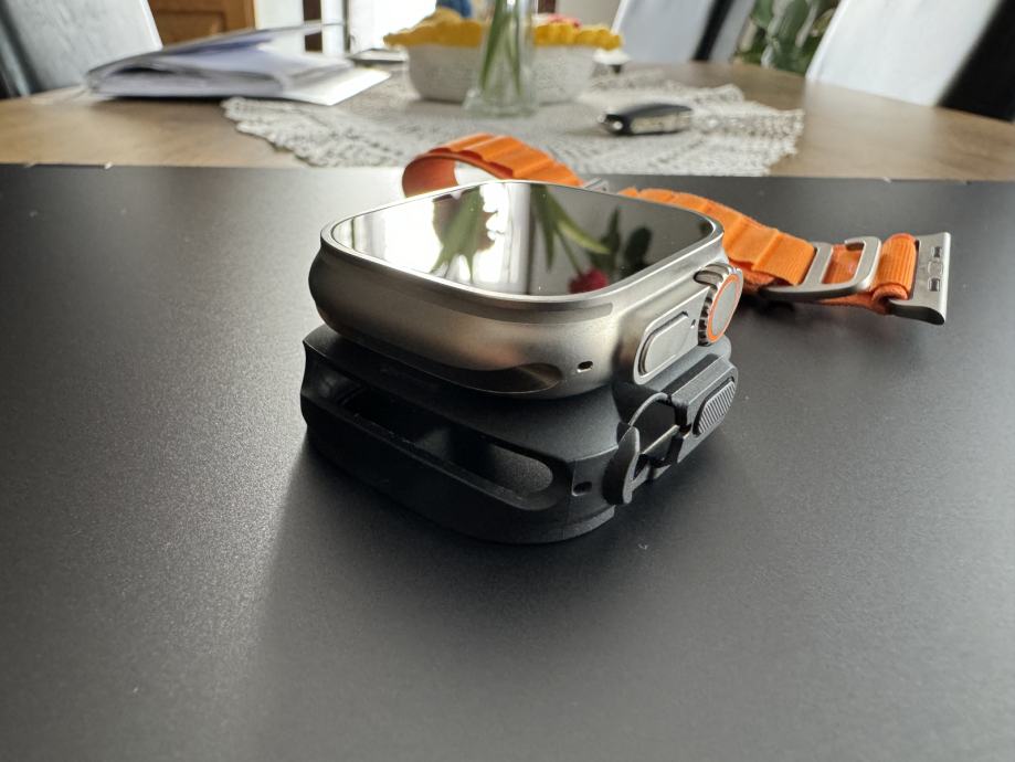 Apple Watch Ultra, Orange Alpine Loop