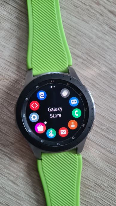 Samsung Smart Watch - pametni sat