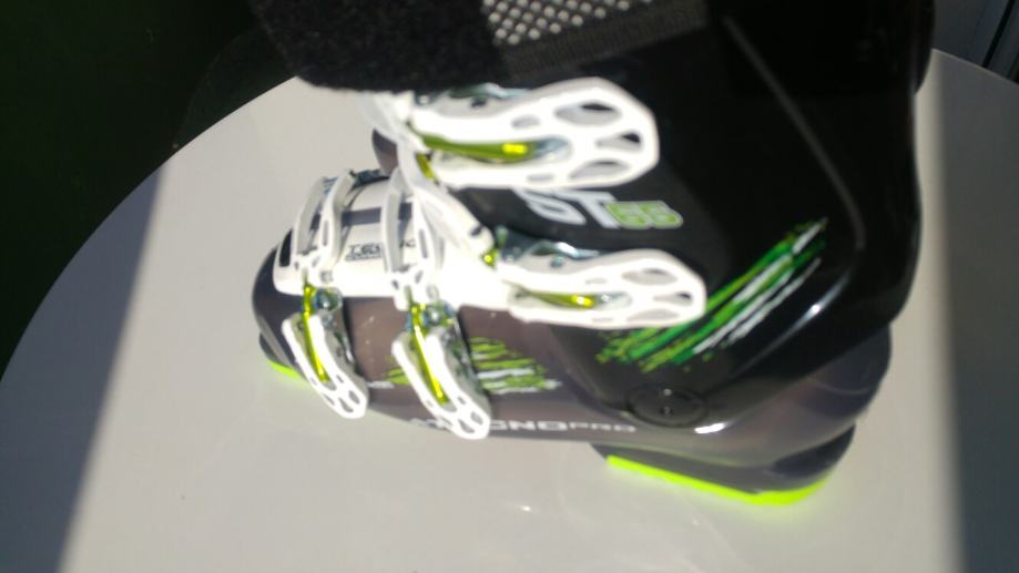 Pancerice Tecno Pro broj 41 poput novih