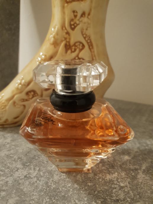 ***Lancome Paris Tresor zenski parfem***