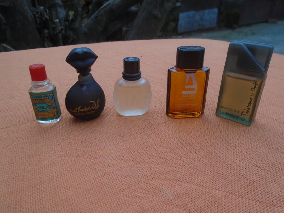 Mini parfemi 20 komada