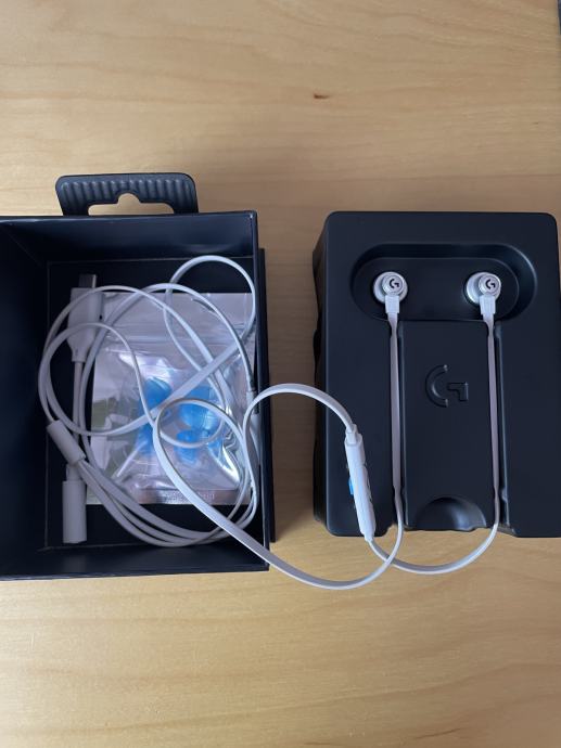 Logitech G333 KDA earbud in-ear slusalice USB-C , 3.5 mm