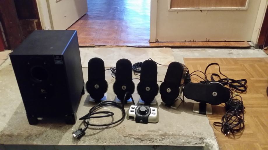 Logitech G51 zvučnici i zvučna kartica CreativeLabs SB0880SoundBlaster