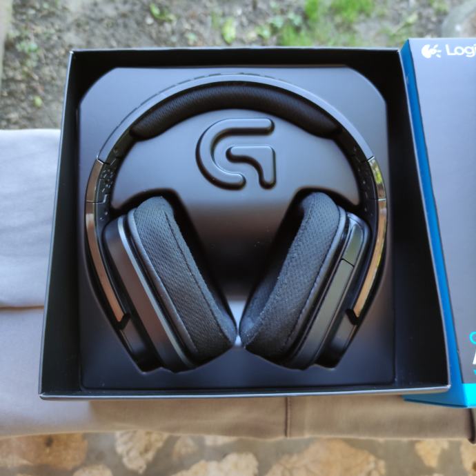 Logitech G933 gaming headset