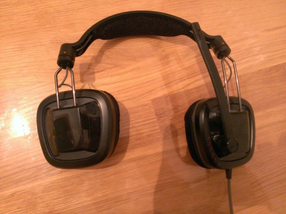 Slušalice PLANTRONICS GameCom 380