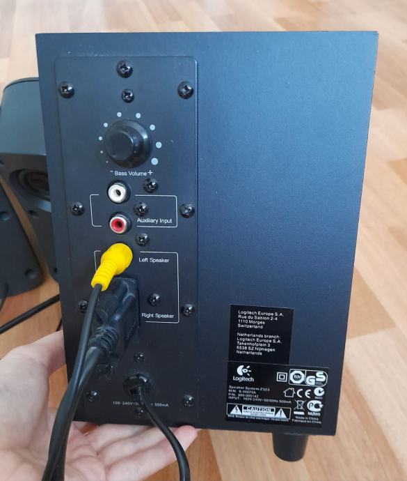 Zvučnici Logitech Z323 + subwoofer