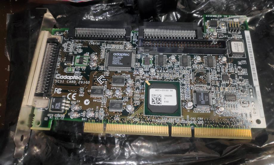 Adaptec 29160 64-bit PCI2SCSI adapter kartica SCSI kablovi terminator