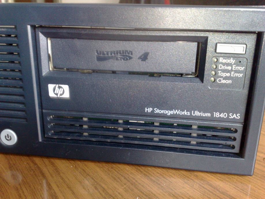 HP StorageWorks ultrium 1840 SAS, LTO-4 backup tape * EXTERNI