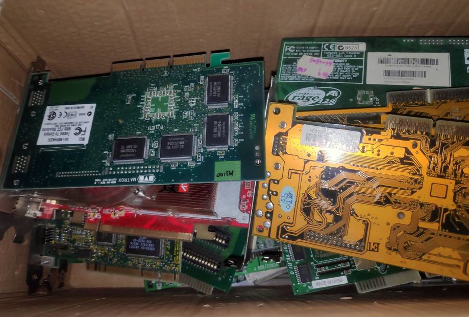 Lot Gomila retro PC dijelova - socket 3 socket 5 socket 7 slot 1 ISA