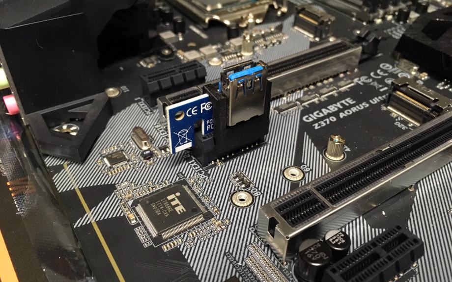 PCIe Riser Lock -- 1x, 16x -- Mining - Novo