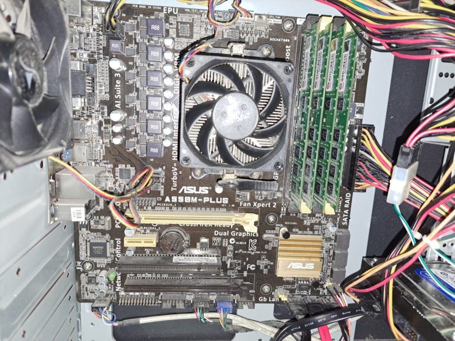 Combo MSGW INFINITY računalo, ACER V22HQL monitor, miš i tipkovnica