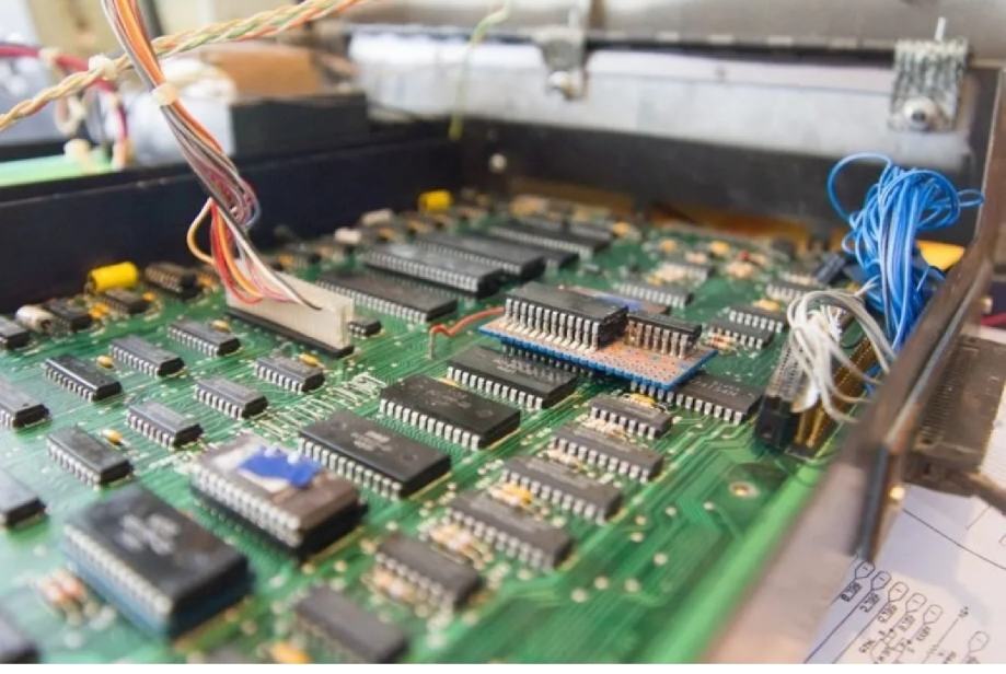 Commodore mmf9000 mmf 9000