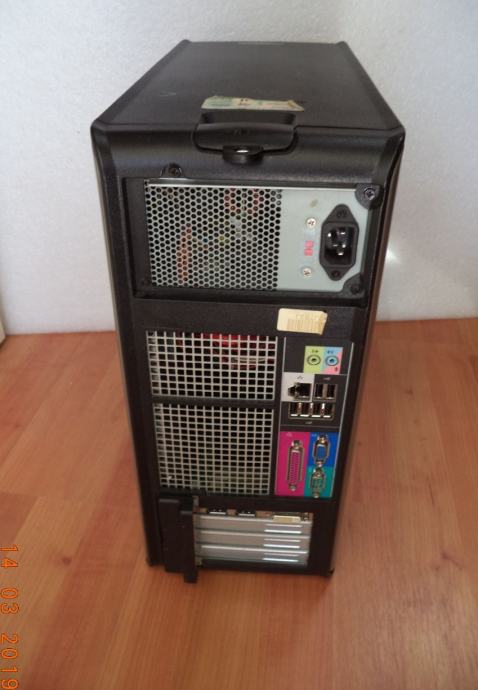 DELL Optiplex 330 Desktop PC (Intel Q6600,4G DDR2,500GB, HD 4350 1GB)