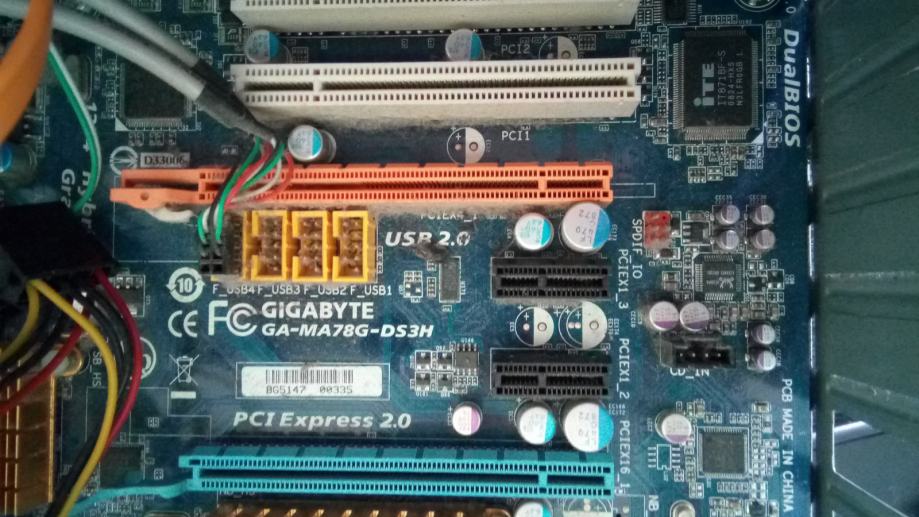 Desktop PC Dual Core 2.6 ghz 5 GB RAM 500 GB HDD Blu Ray DVD-RW