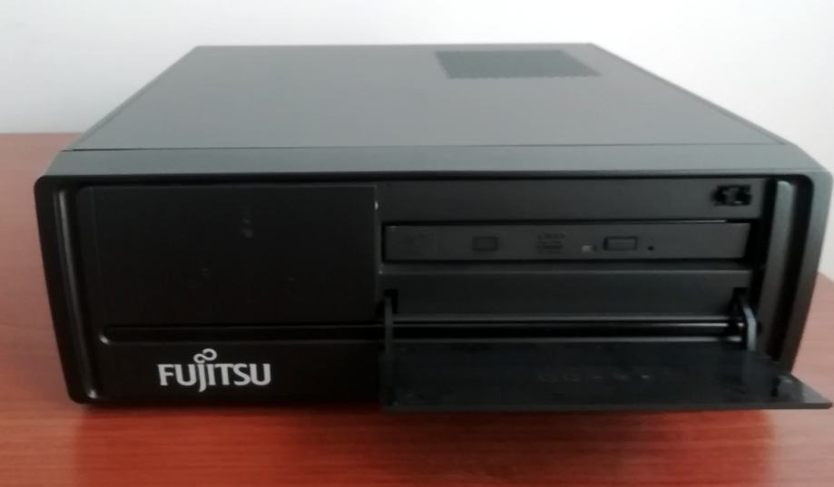 Fujitsu TP-X II računalo