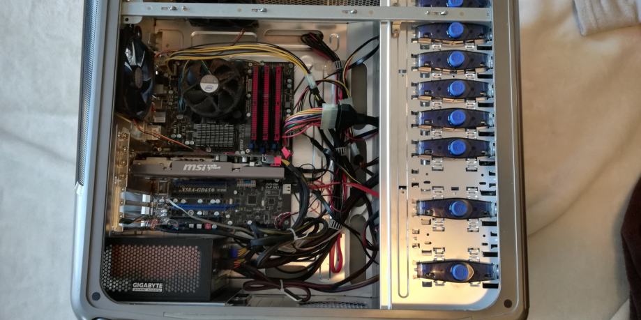 Gaming PC * Core i7-950 * 6gb DDR3 * 2xN460GTX 1GB * SSD 120GB