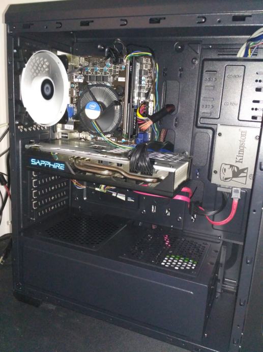 Gaming Pc i7 3gen 12gb ram RX 570 4GB ssd/hdd garancija!