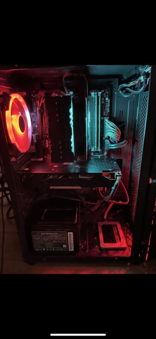 GAMING PC - i7 4790, RX 470 4GB