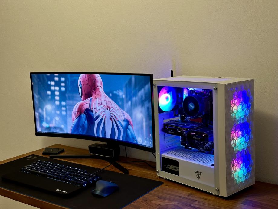 GAMING PC R5 4500|RTX2070 ili RX6600|32GB|1TB+ monitor