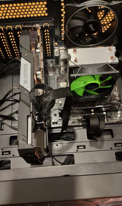 Gaming PC Ryzen 2600x / RX 5700XT /16GB DDR4 / NvME+HDD/ Gigabyte 750W